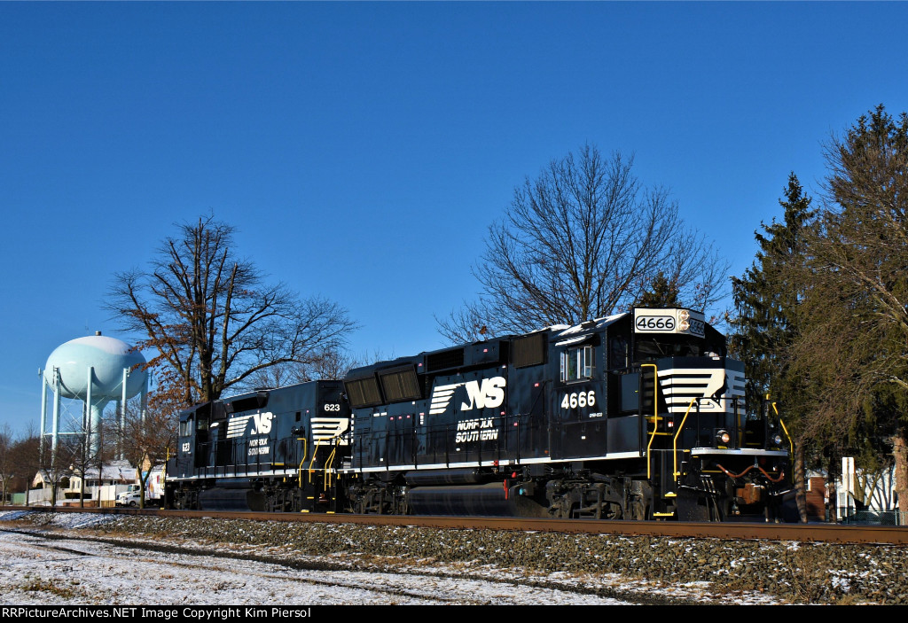 NS 4666 GP59-ECO 623 (slug) H76